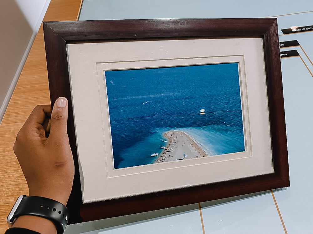 Matted vs Unmatted Frames: Choose the Best for Your Art | FrameGidi